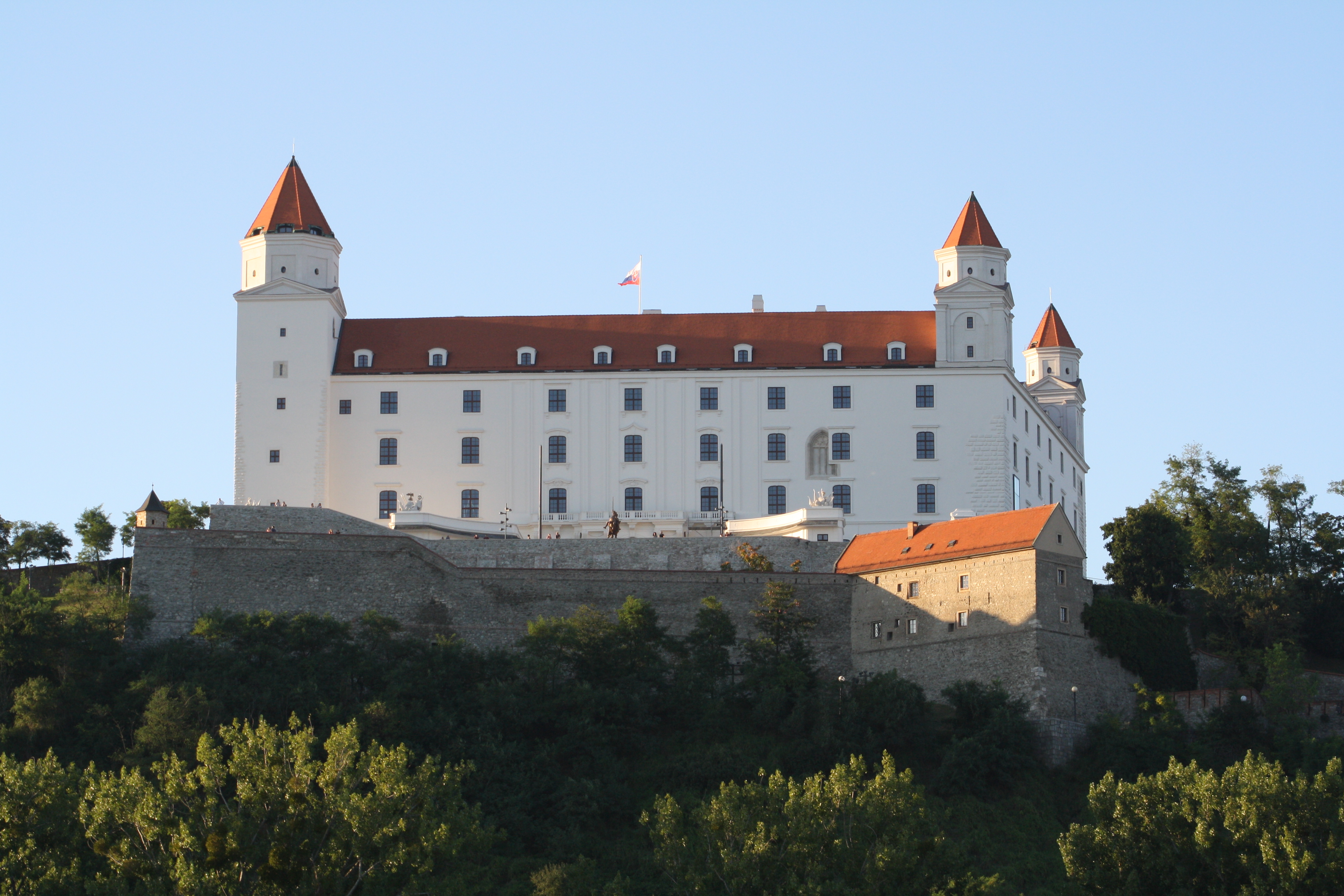 LETNÝ VÍKEND V BRATISLAVE | Sorea